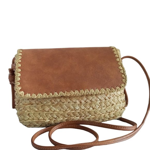 Universal Thread | Bags | Summer Straw Bags Handmade Tassel Small Beach ...